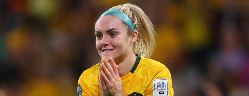 Australian Footballer Ellie Carpenter: Her Journey, Headband, and Goal ...